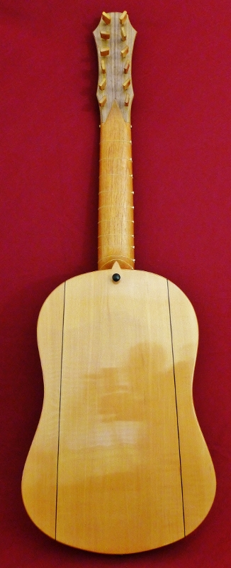 The Vihuela: History and Style by Clive Titmuss | This is Classical Guitar