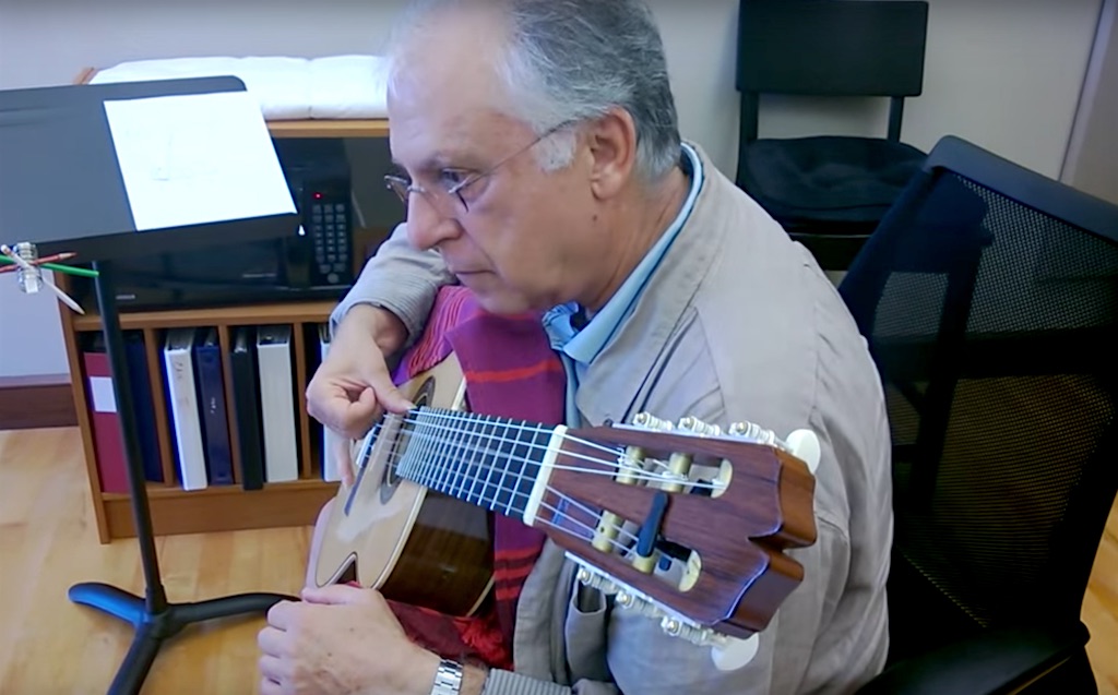 Pepe Romero Lesson: Rasgueado on Guitar | This is Classical Guitar