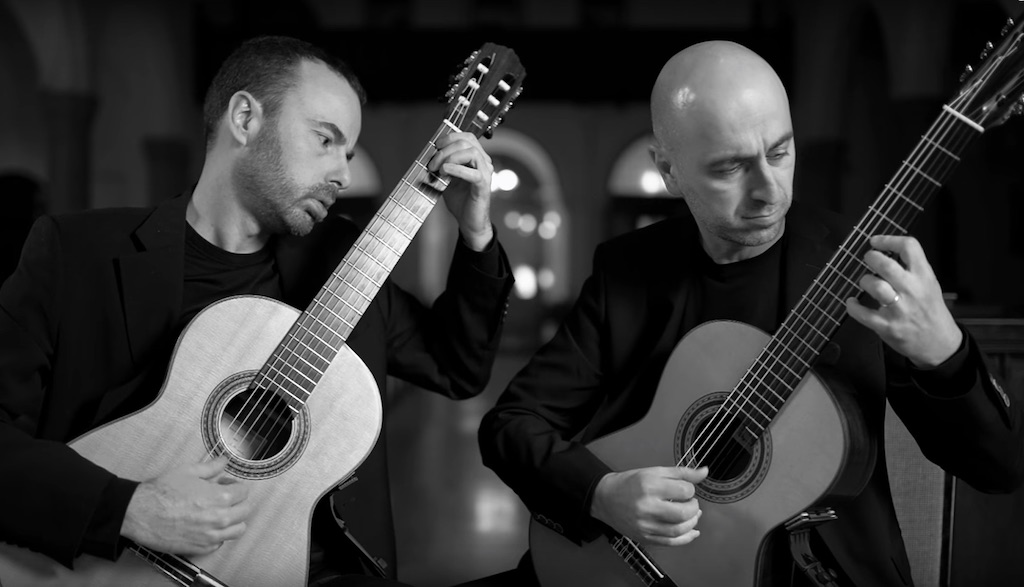 SoloDuo Play Sonata no. 8, op. 13 “Pathétique” by Beethoven | This is Classical Guitar
