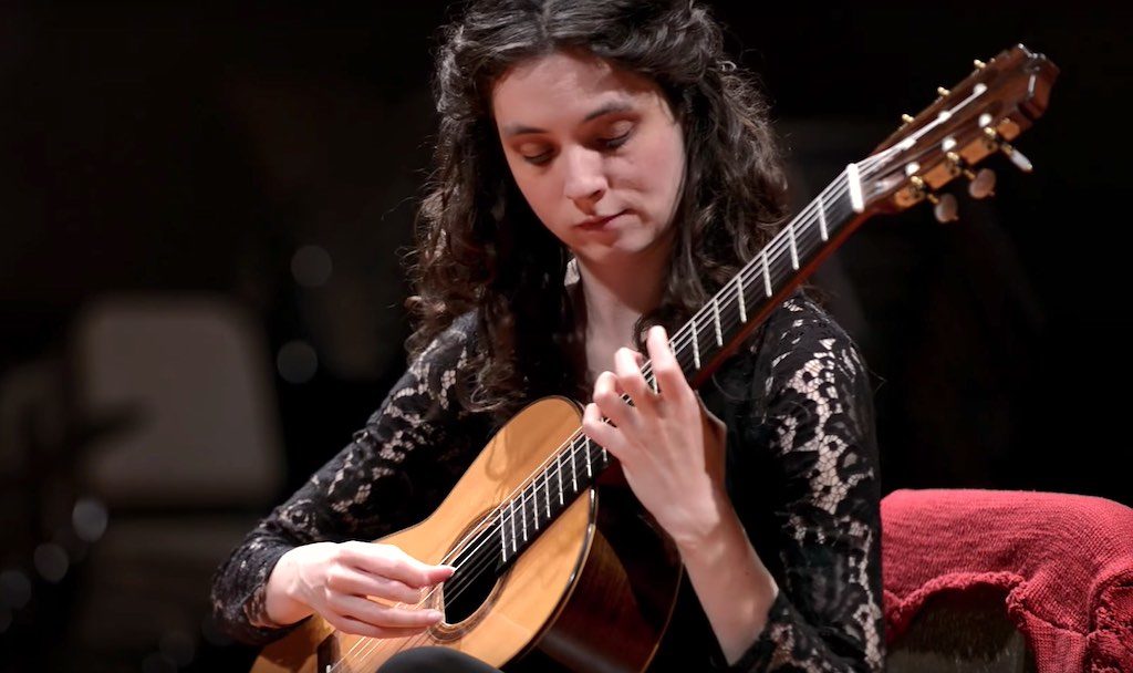 Laura Snowden Plays Villa-Lobos Prelude No. 3 | This is Classical Guitar