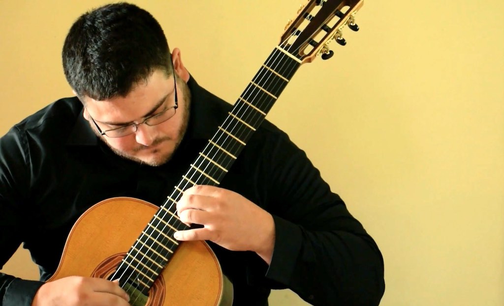 Chris Roseland Plays Barrios (Turrentine Guitar) | This is Classical Guitar