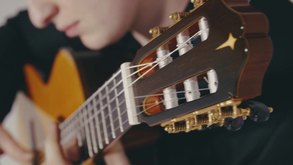 Johan Smith Plays Der Erlkönig by Schubert | This is Classical Guitar