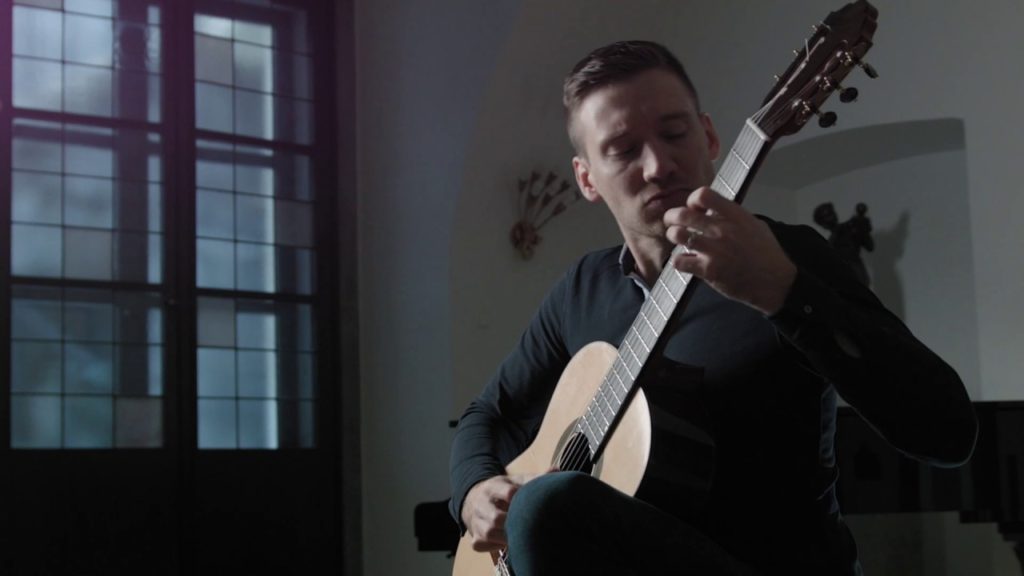 Jérémy Jouve Plays 3 Figures Fractales by Ourkouzounov | This is ...